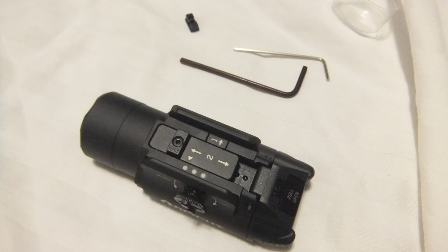 Review of Olight PL Turbo Valkyrie Tactical Light | Technogog